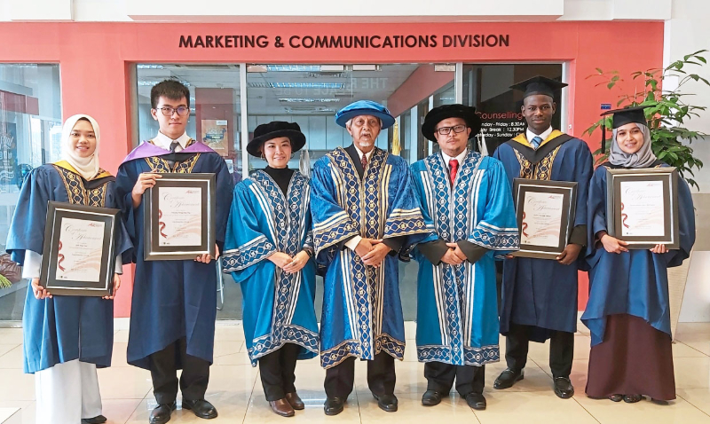 Mission Accomplished for 1,137 IUKL Graduates